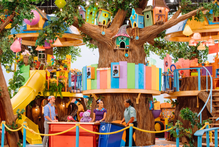 Watch YouTube Star Blippi Now on Blippi's Treehouse on Amazon Kids+