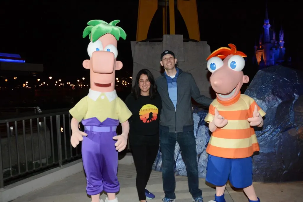 How to Register for Moonlight Magic Dates 2024 - Lola Lambchops