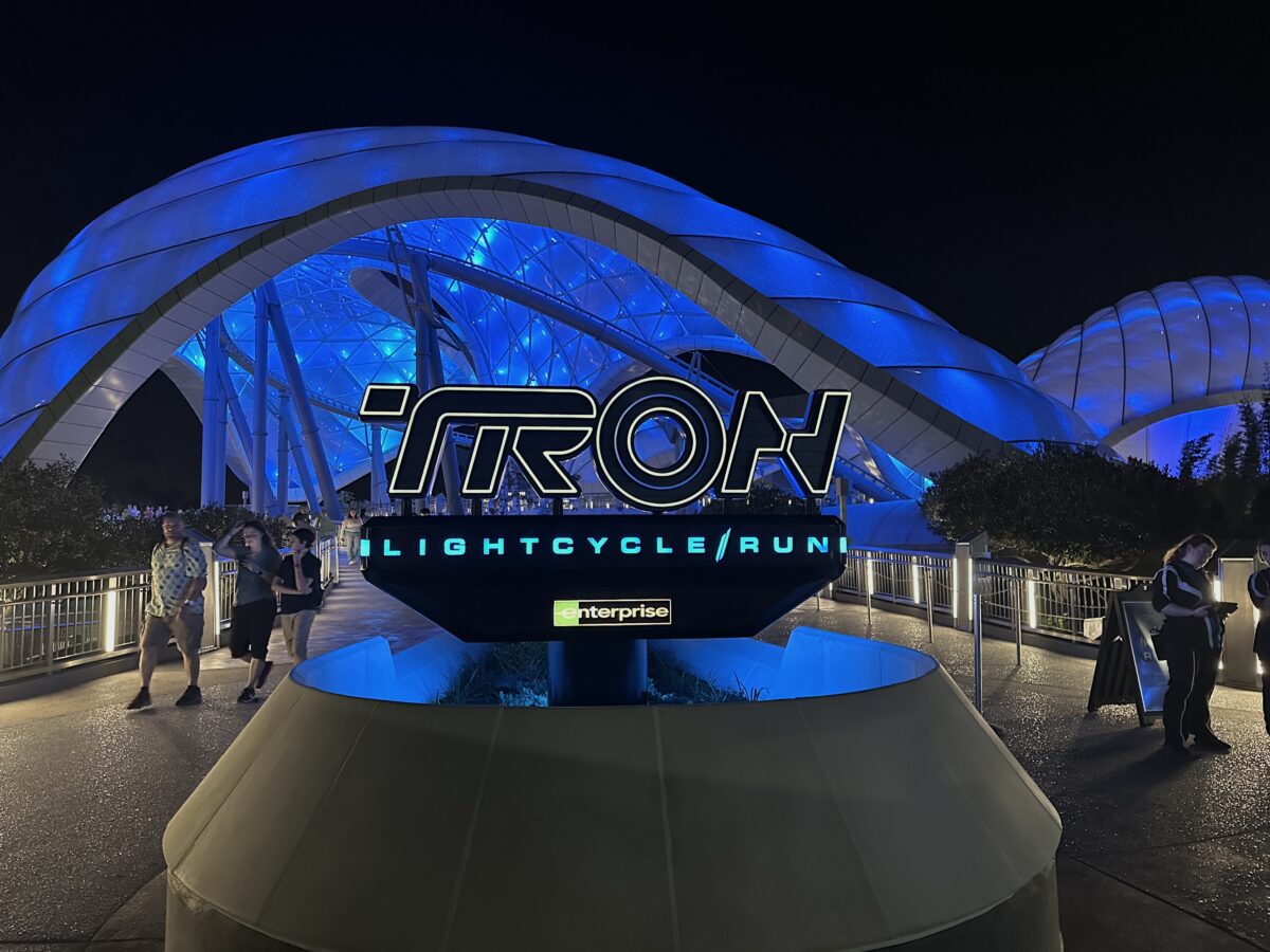 9 TRON Lightcycle Run Tips To Know Before Your Ride - Lola Lambchops