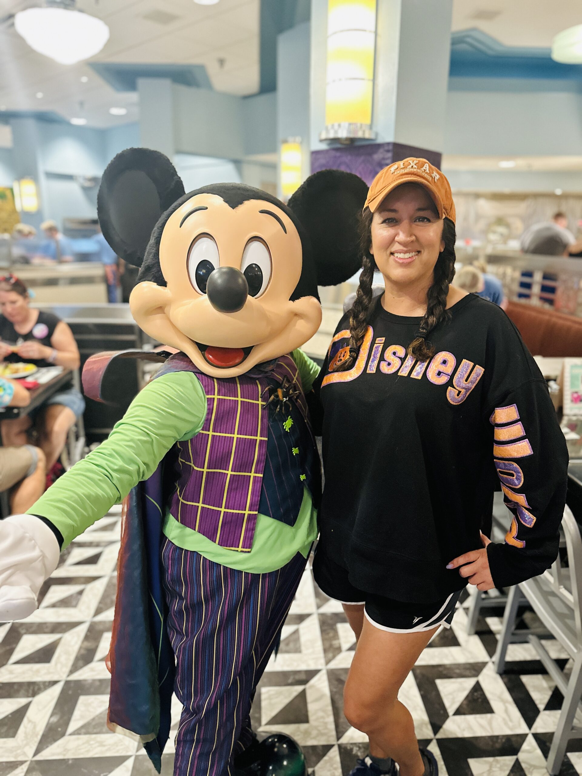 Minnie's Halloween Dine Review 2023: Is it Worth It? - Lola Lambchops